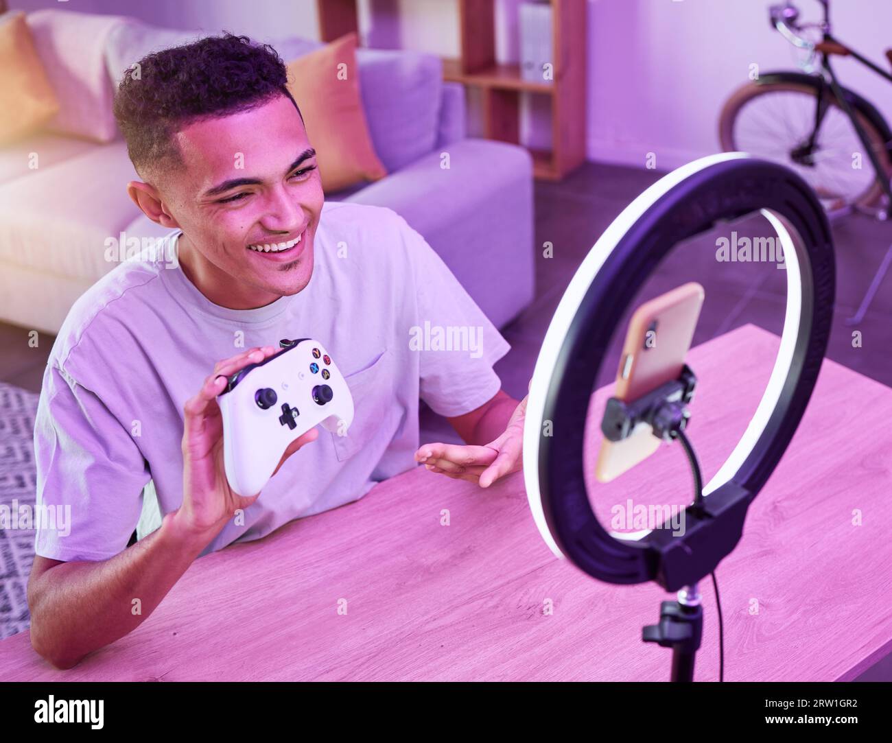 Man influencer smile ring hi-res stock photography and images - Alamy
