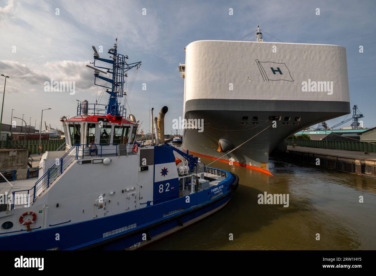 30.06.2023, Germany, Bremen, Bremerhaven - The Norwegian Vehicles ...