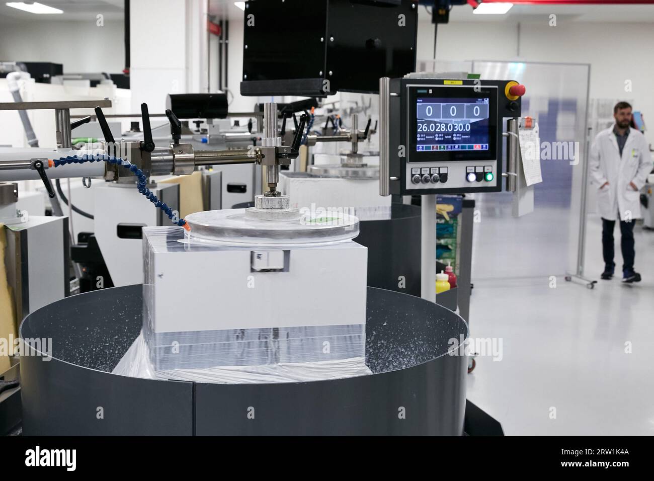 09.05.2023, Germany, Berlin, Berlin - In production at the Berlin ...