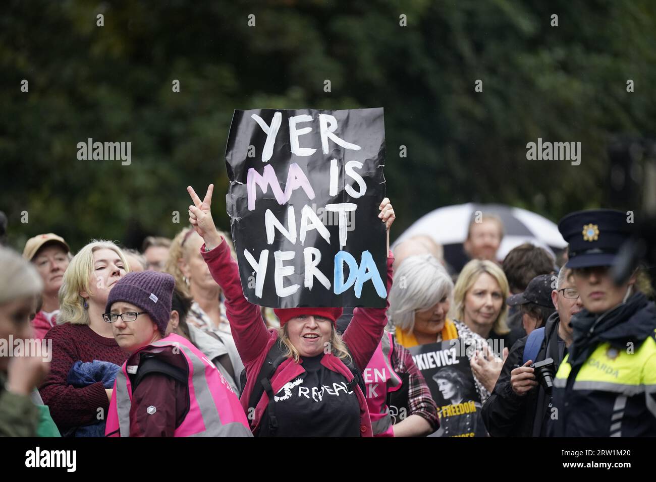 Let Women Speak demonstrators counter-protest a pro transgender rally ...