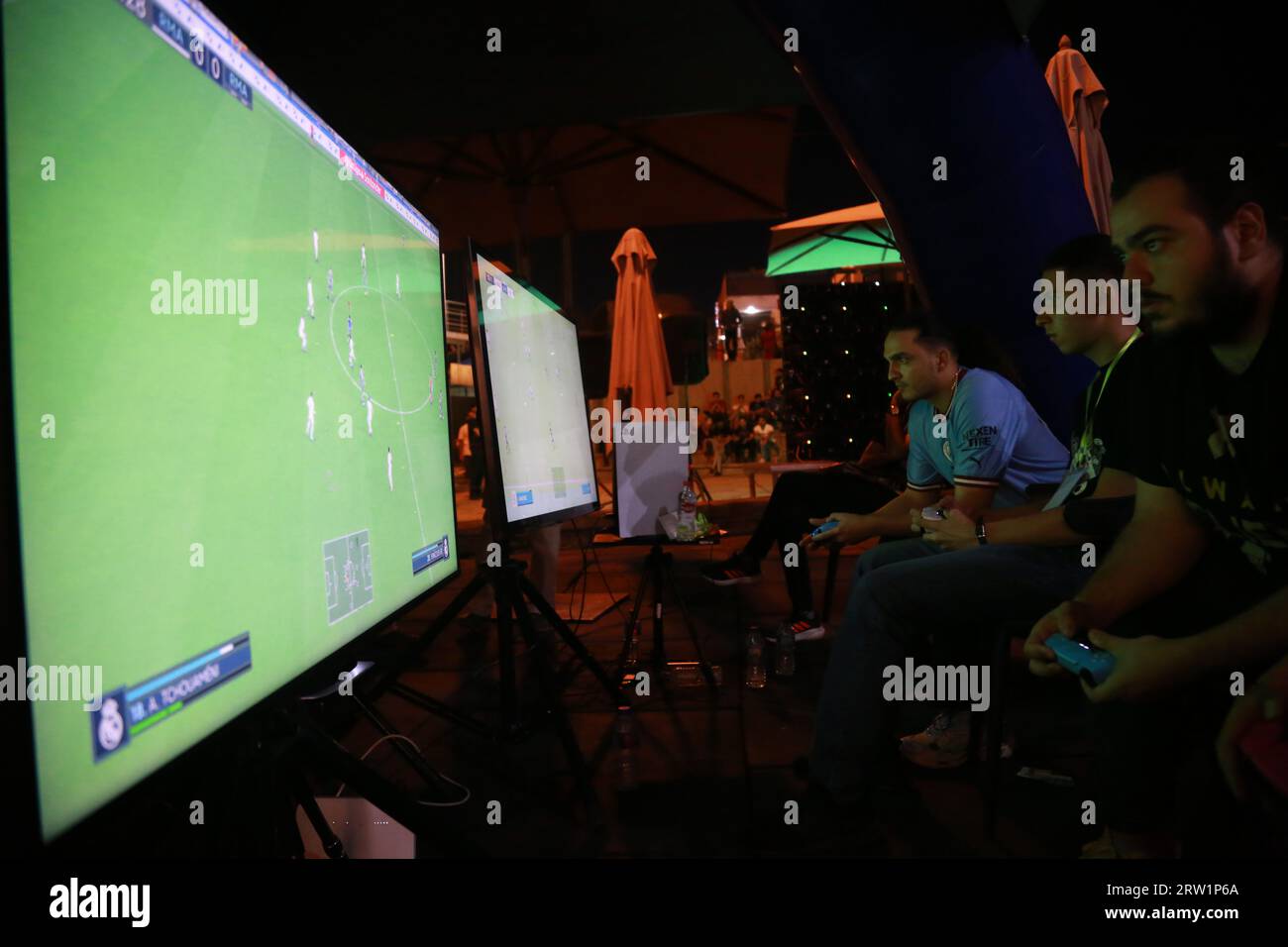 Fifa 23 game ea hi-res stock photography and images - Alamy