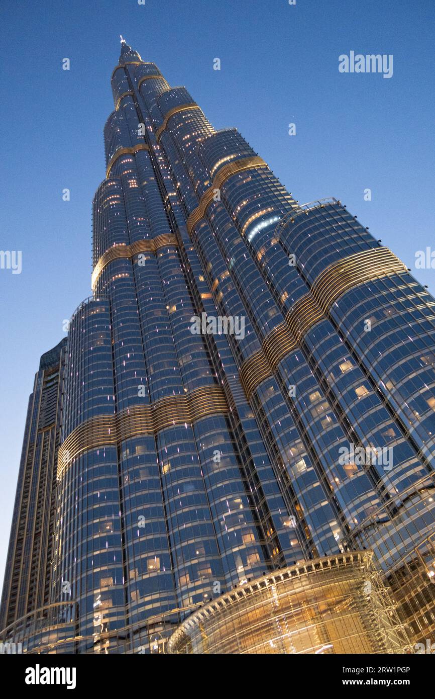 Burj khalifa dubai frog hi-res stock photography and images - Alamy