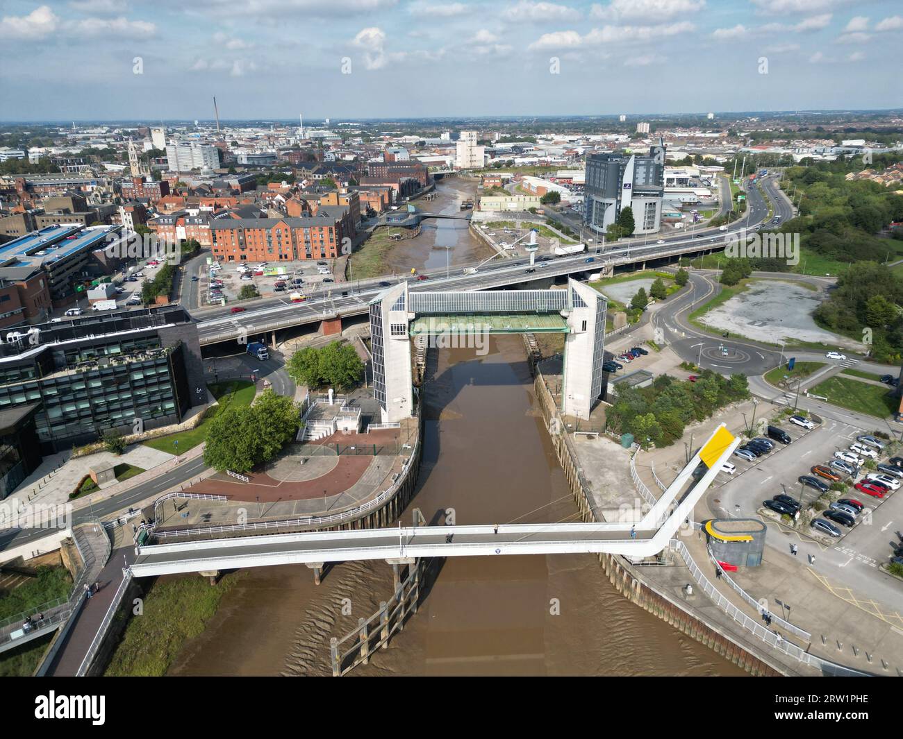 Waterside hull hi-res stock photography and images - Alamy