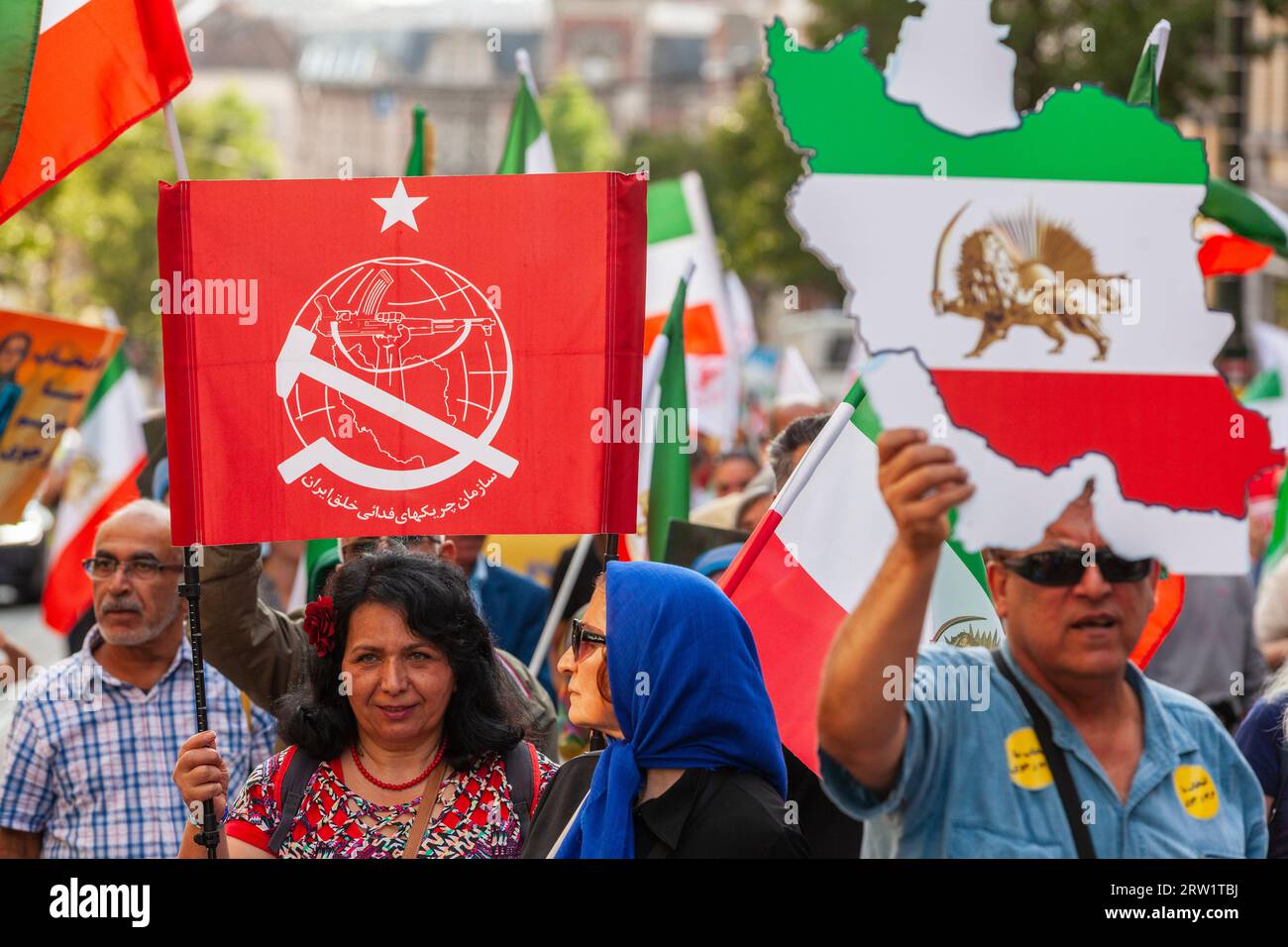 Drapeaux de la belgique hi-res stock photography and images - Alamy