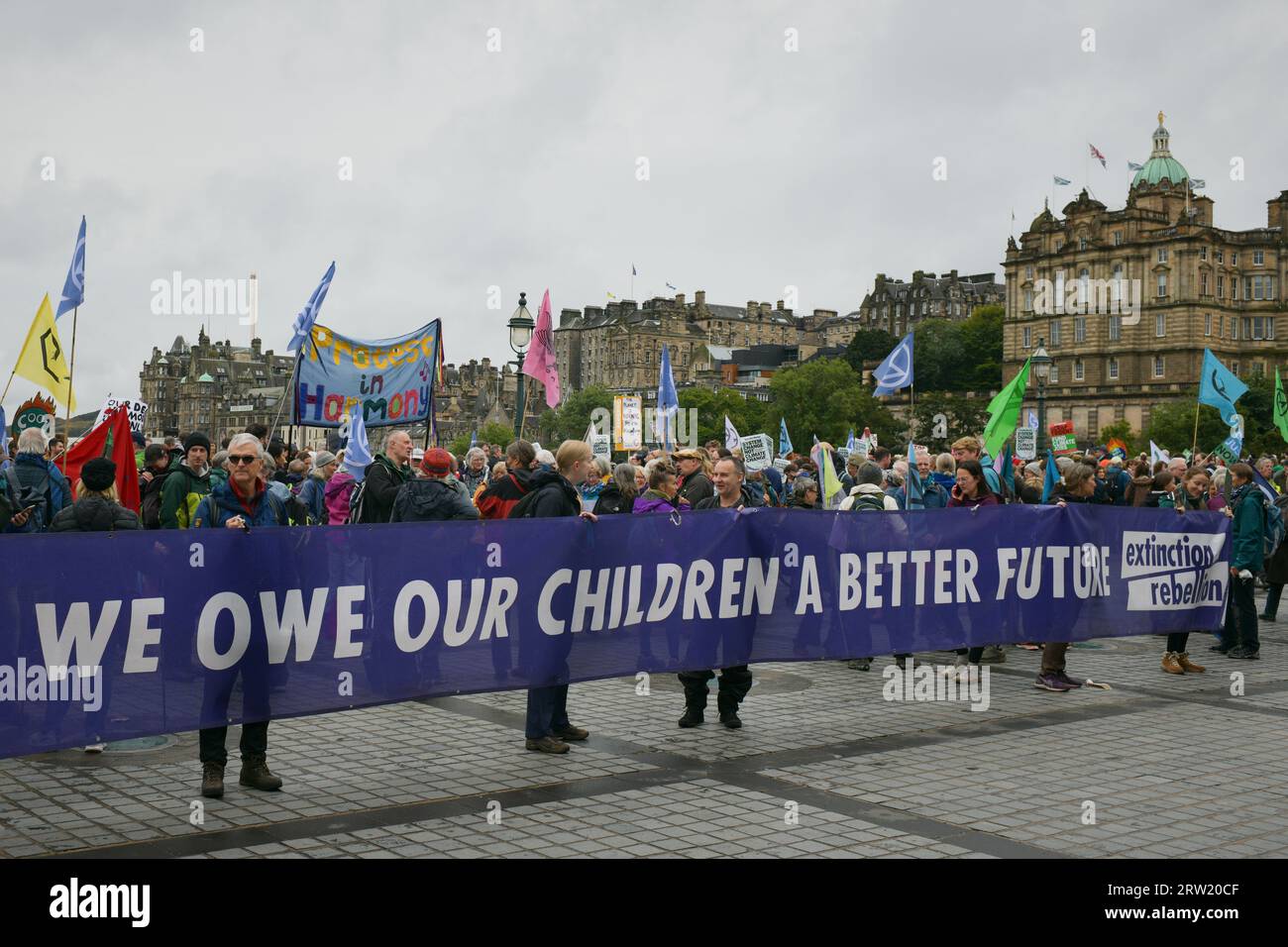 Edinburgh Scotland, UK 16 September 2023. Hundreds of protesters gather ...
