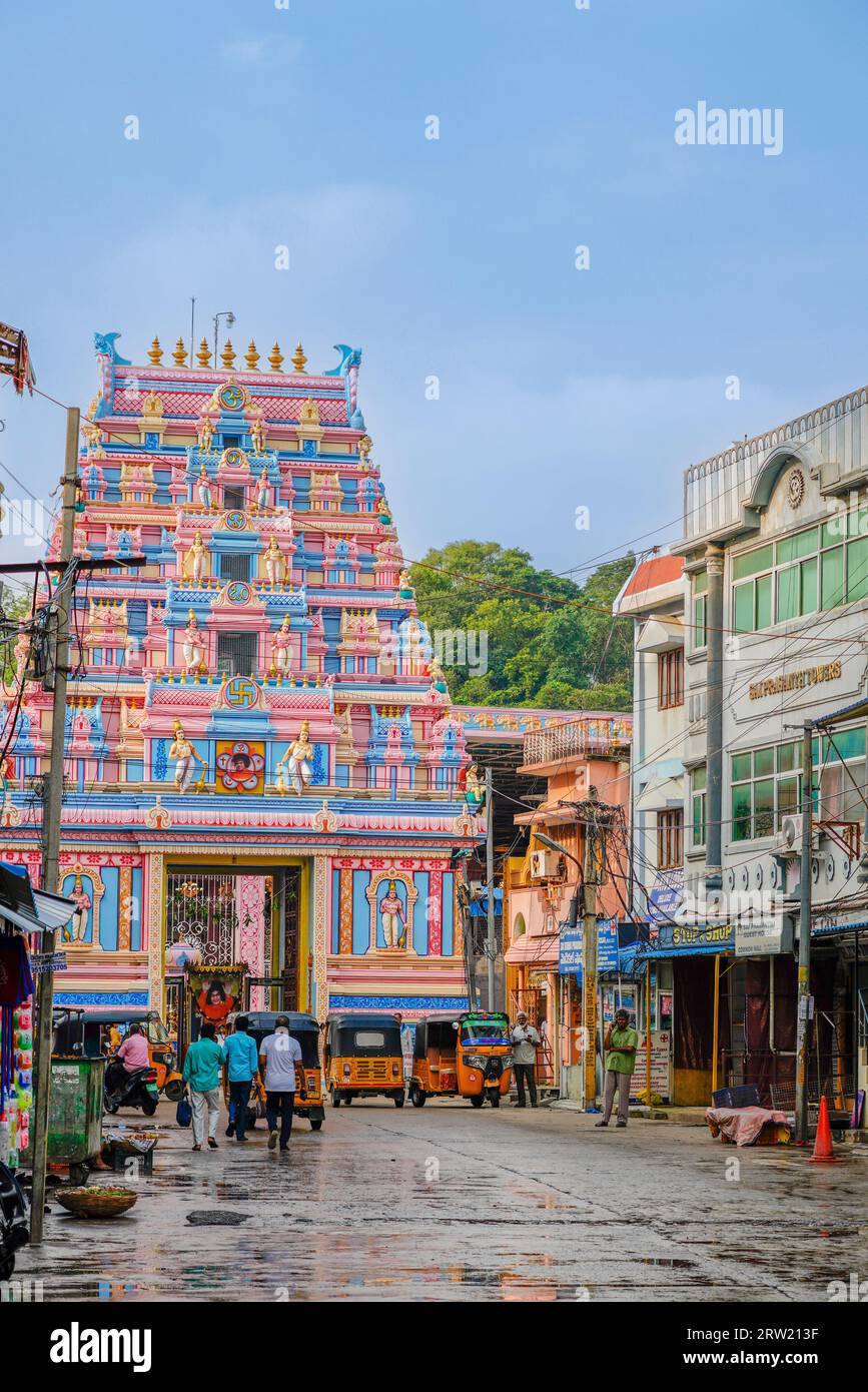 Puttaparthi india sai baba ashram hi-res stock photography and images ...