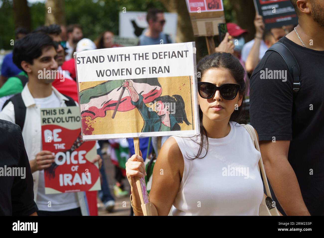 Stand with iranian women hi-res stock photography and images - Alamy