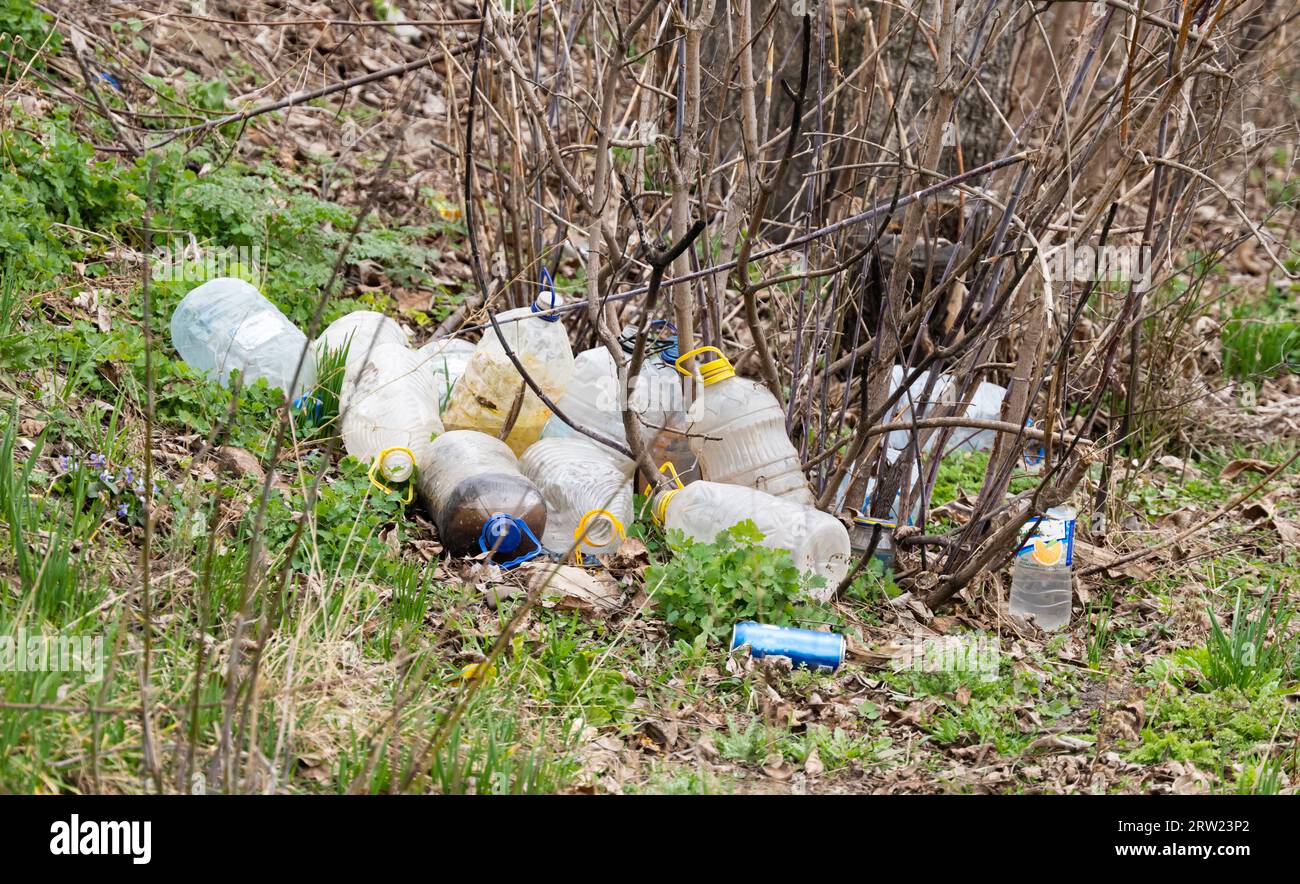 A lot of garbage hi-res stock photography and images - Alamy