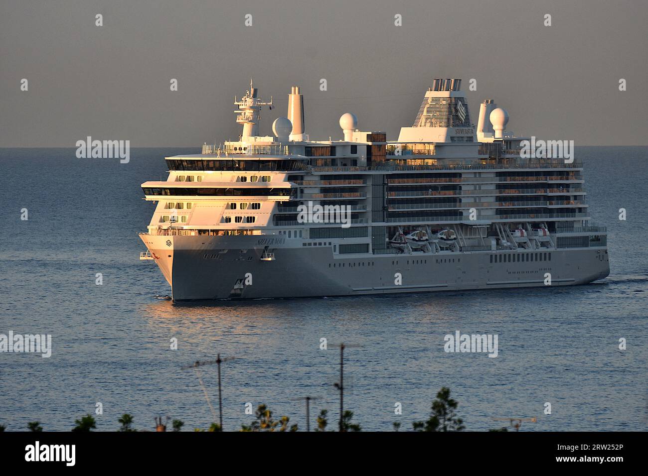 Silver nova hi-res stock photography and images - Alamy