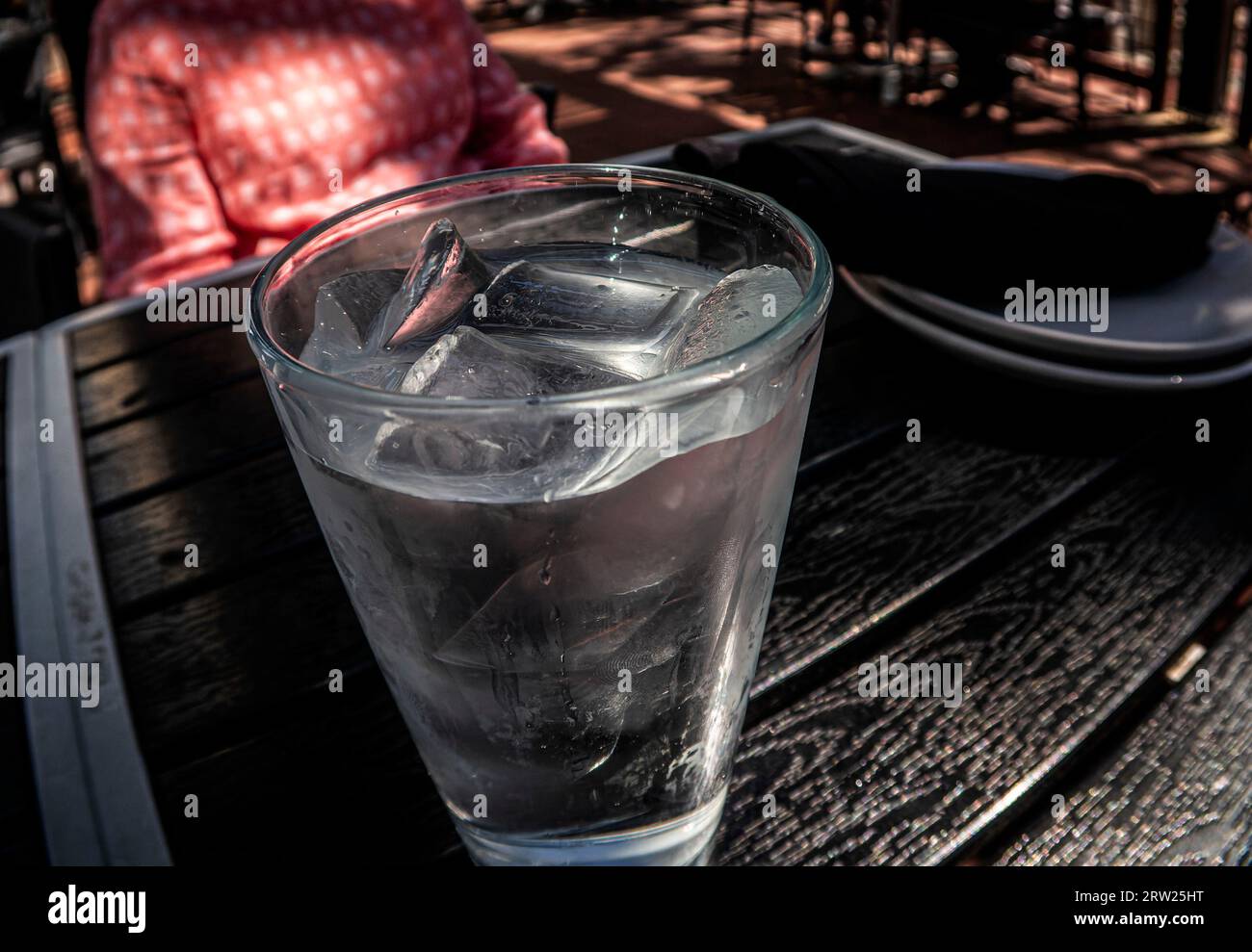Glass of ice water hi-res stock photography and images - Alamy