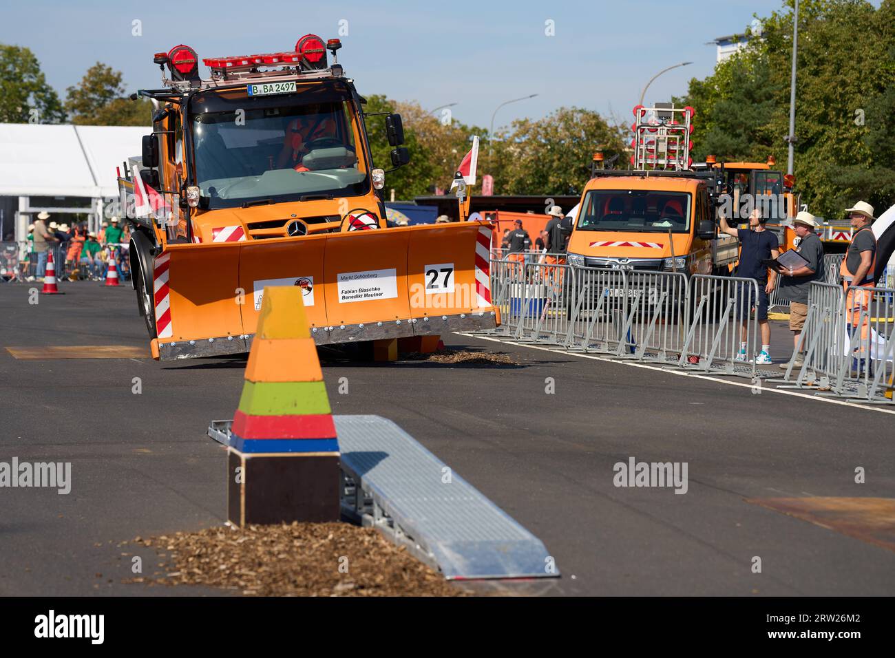 Colorful snow plow hi-res stock photography and images - Alamy