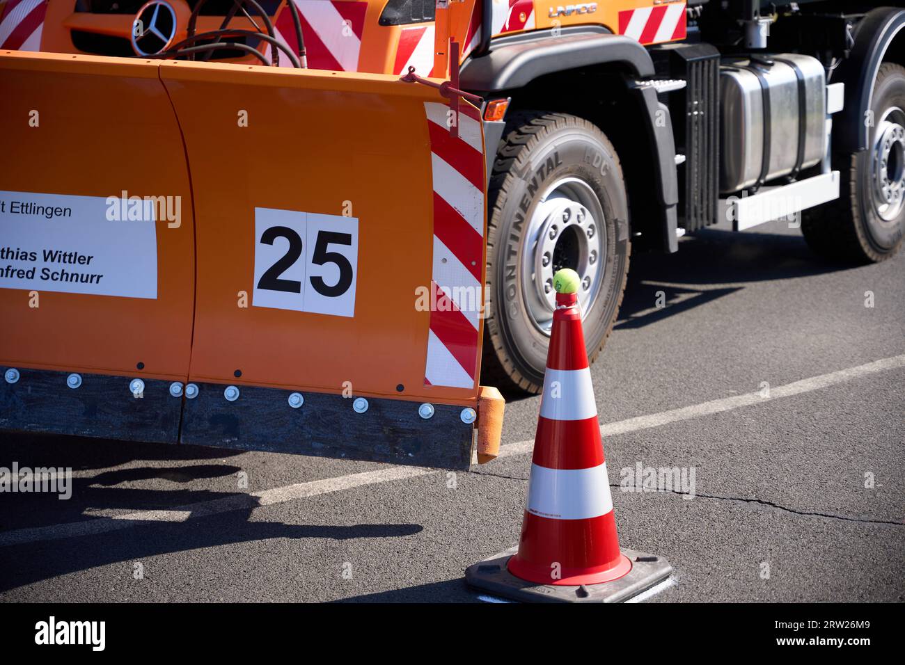 Colorful snow plow hi-res stock photography and images - Alamy