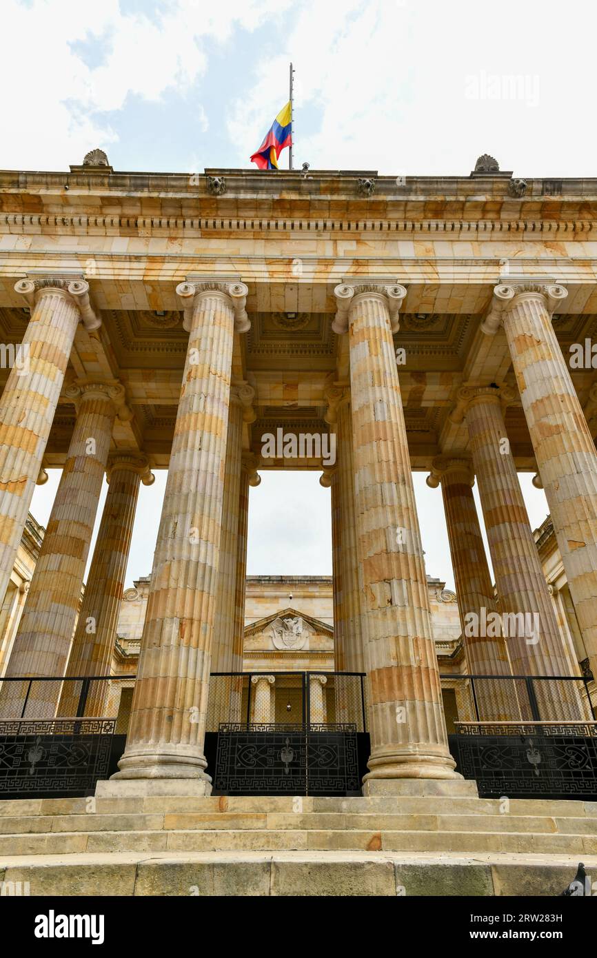 National monument of colombia hi-res stock photography and images - Alamy