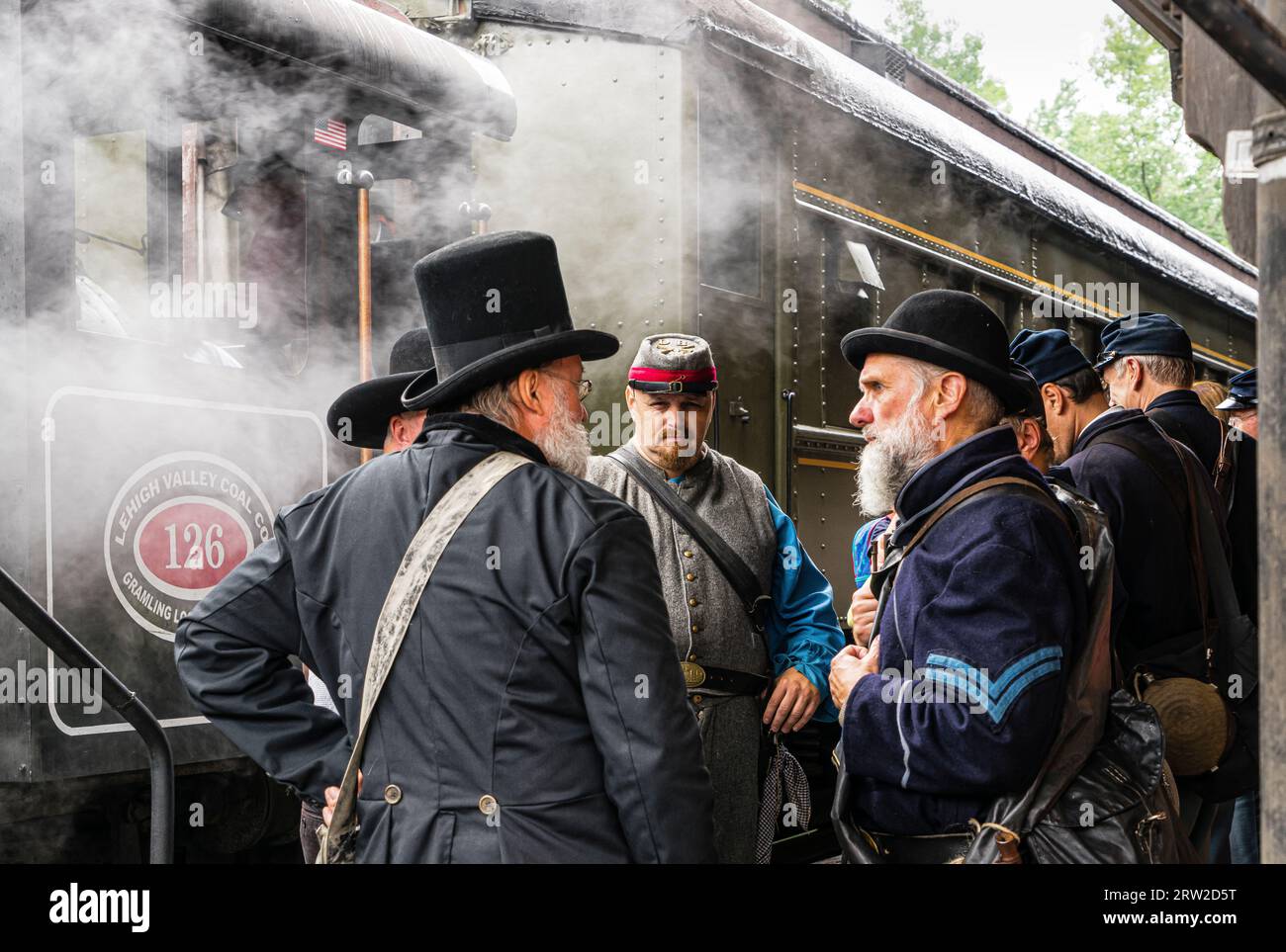 Civil War Reenactors at the Railroad Museum of New England Thomaston ...