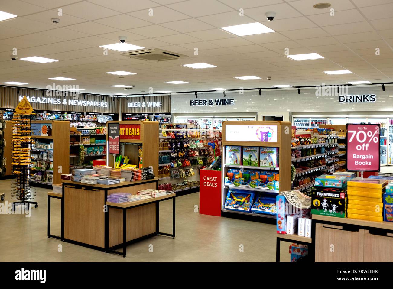 wh smith stationers retail shop branch,clacket lane services,surrey,uk ...