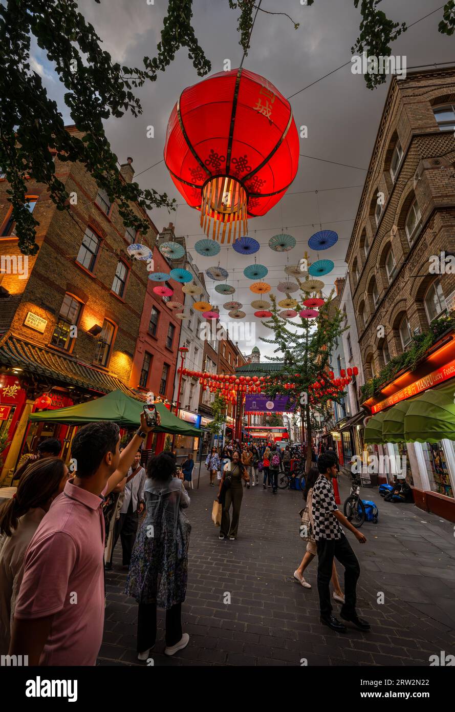 London, UK: Junction of Gerard Street and Macclesfield Street in London ...