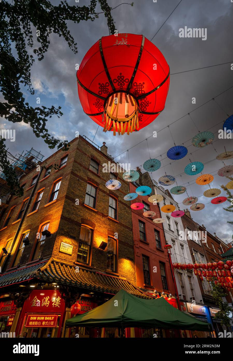London, UK: Junction of Gerard Street and Macclesfield Street in London ...