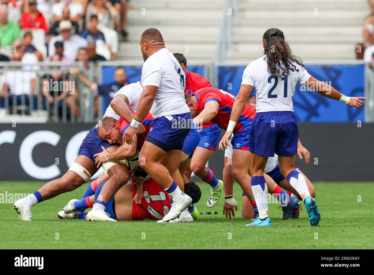 Ruck de rugby hi-res stock photography and images - Alamy