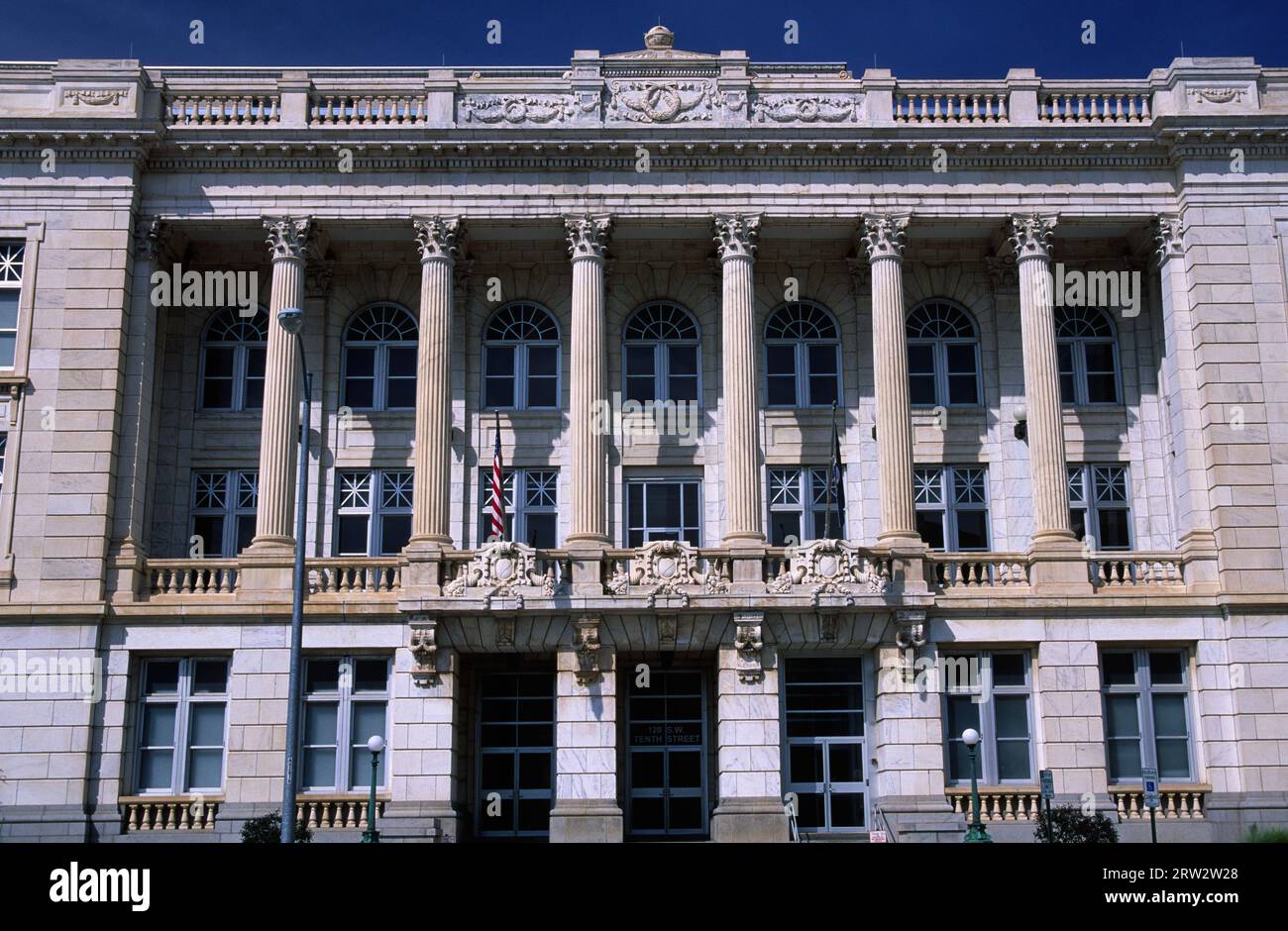Grand army of the republic memorial hall hi-res stock photography and ...