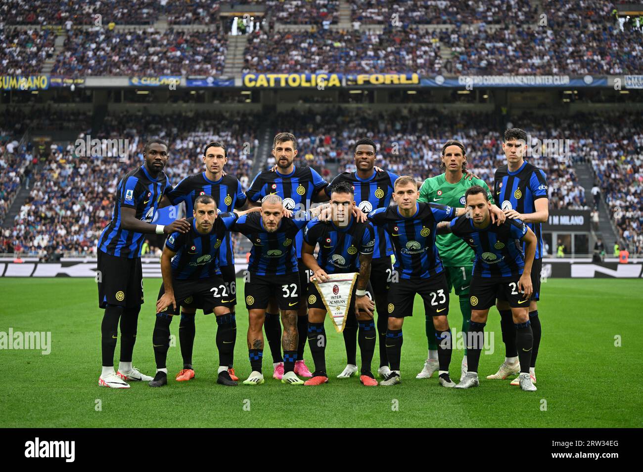 Milan, Italy. 16th Sep 2023. Lineup of Inter Fc during the Italian ...