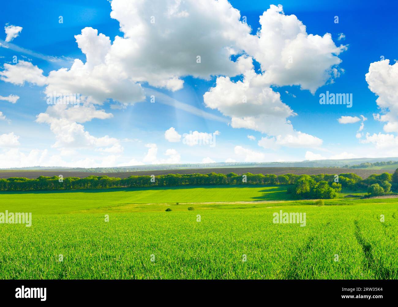 Beautiful sky land hi-res stock photography and images - Alamy