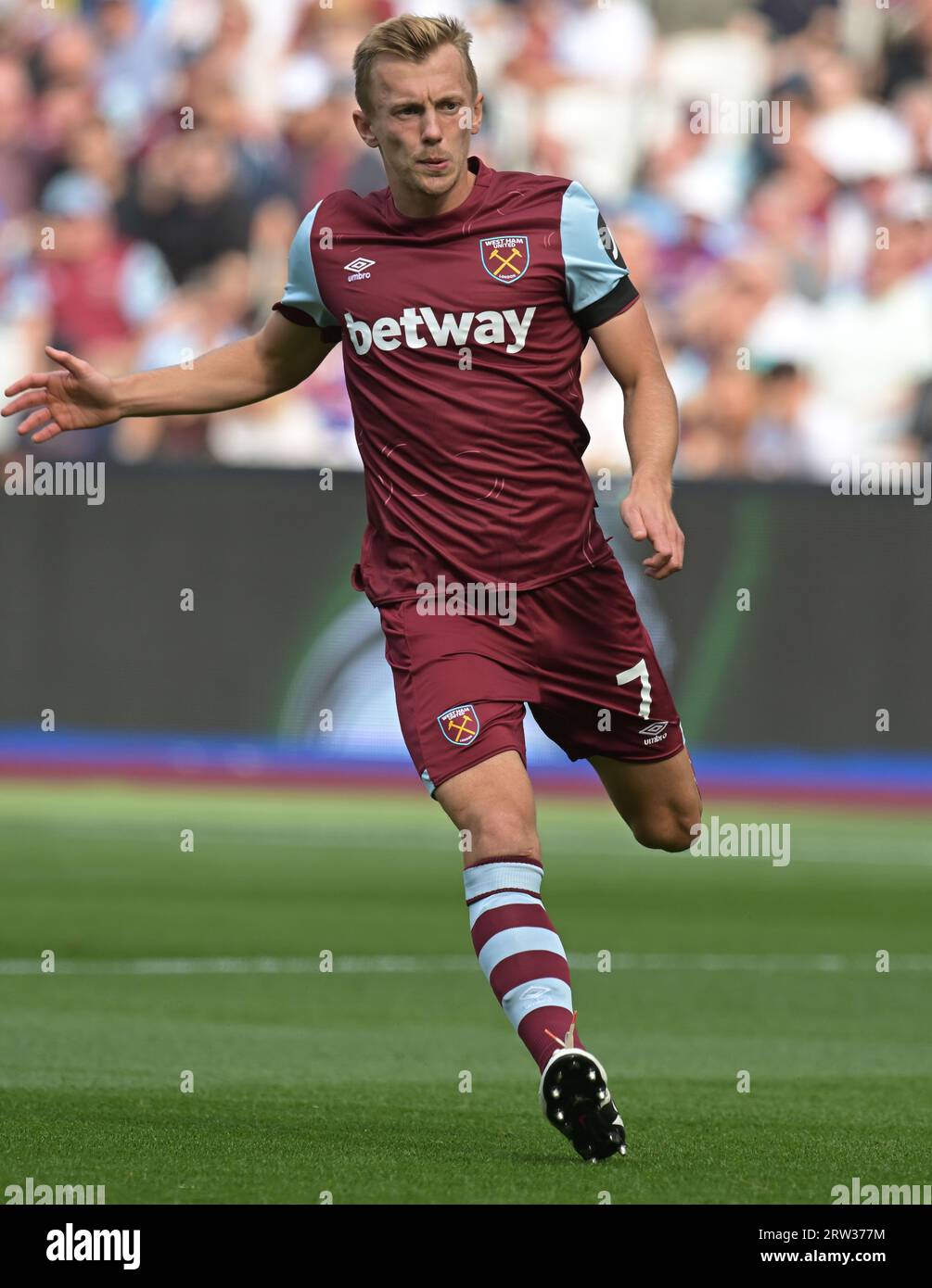 James ward prowse west ham 2023 hi-res stock photography and images - Alamy