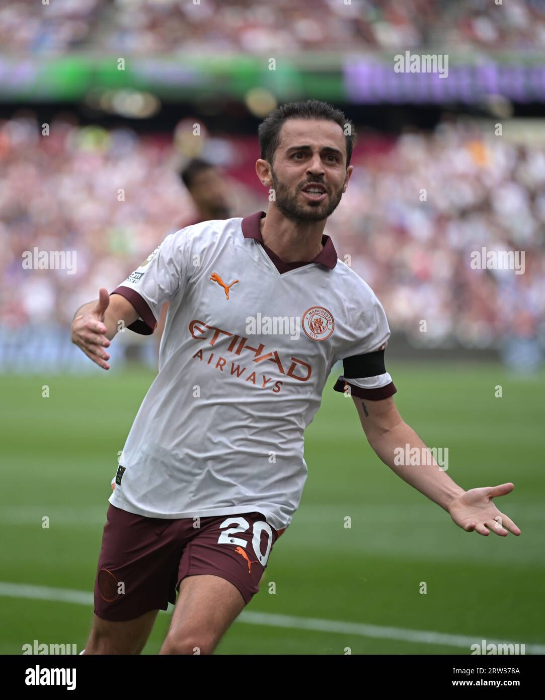 London, UK. 16th Sep, 2023. GOAL Bernardo Silva of Manchester City ...