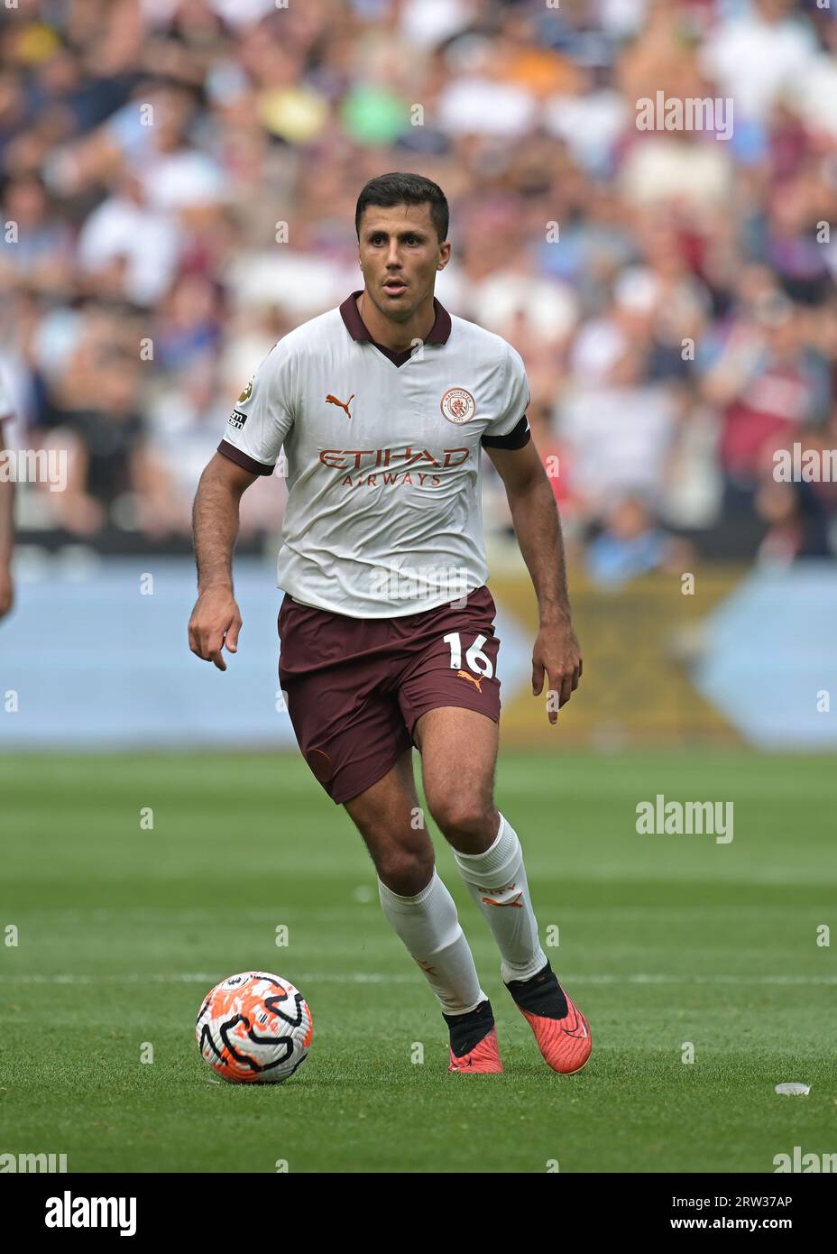 London stadium season 2023 24 hi-res stock photography and images - Alamy