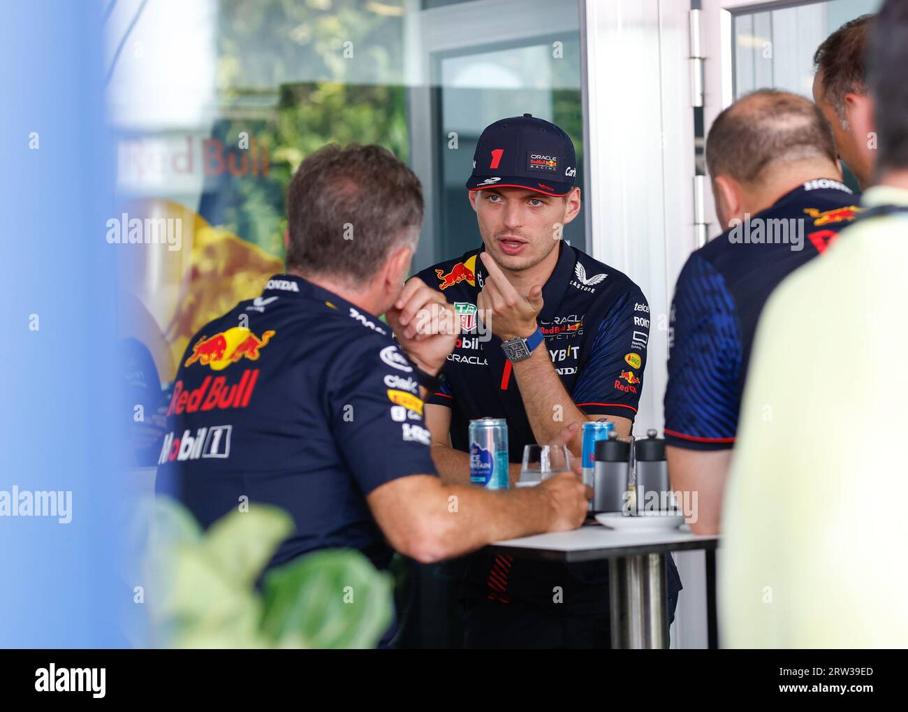 VERSTAPPEN Max (ned), Red Bull Racing RB19, portrait during the 2023 Formula 1 Singapore ...