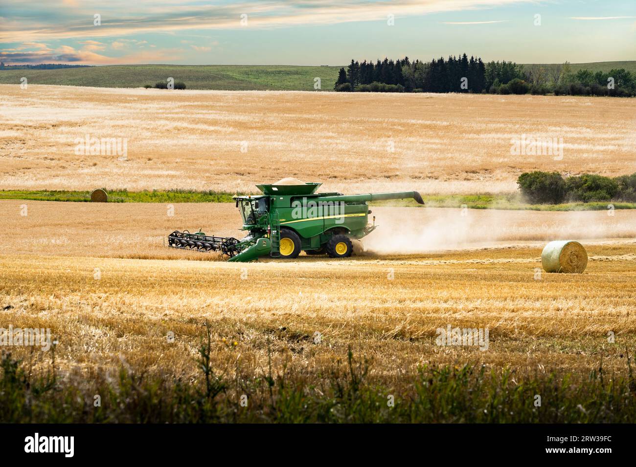 Grain hopper hi-res stock photography and images - Alamy