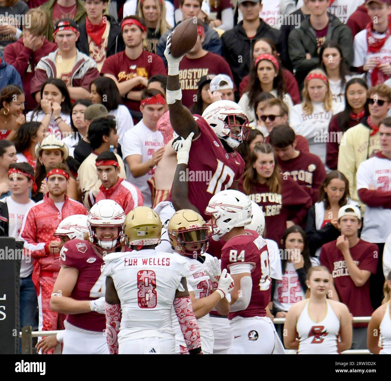 Florida State's DJ Lundy (10) celebrates his touchdown during the ...