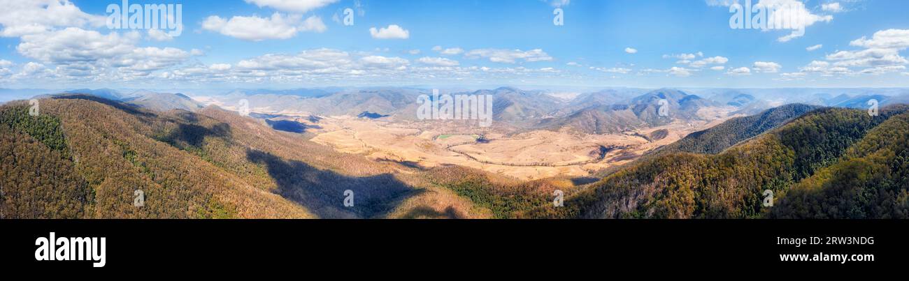 Lookout over the pioneer valley hi-res stock photography and images - Alamy