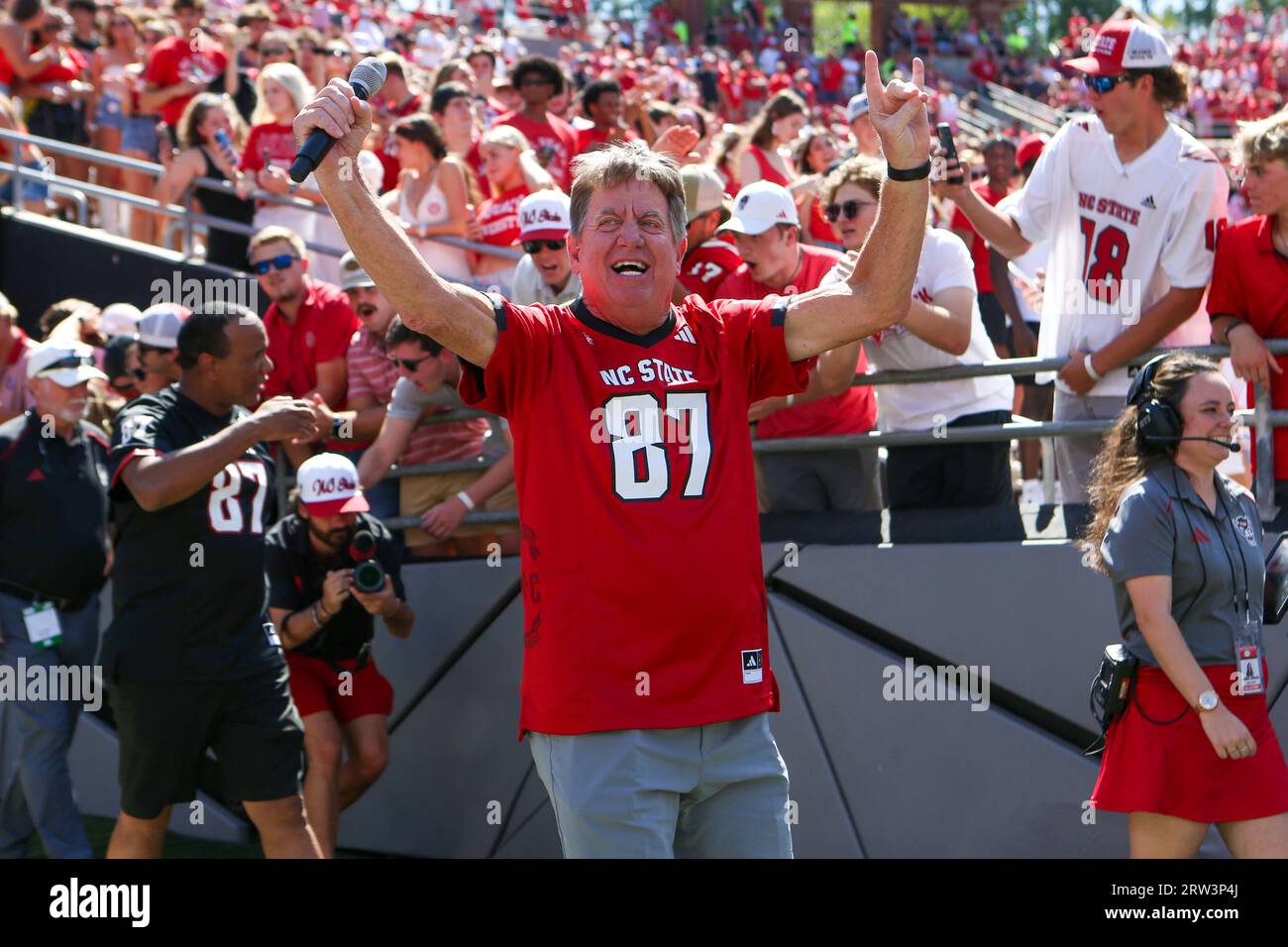 RALEIGH, NC - SEPTEMBER 16: North Carolina State Wolfpack women's ...