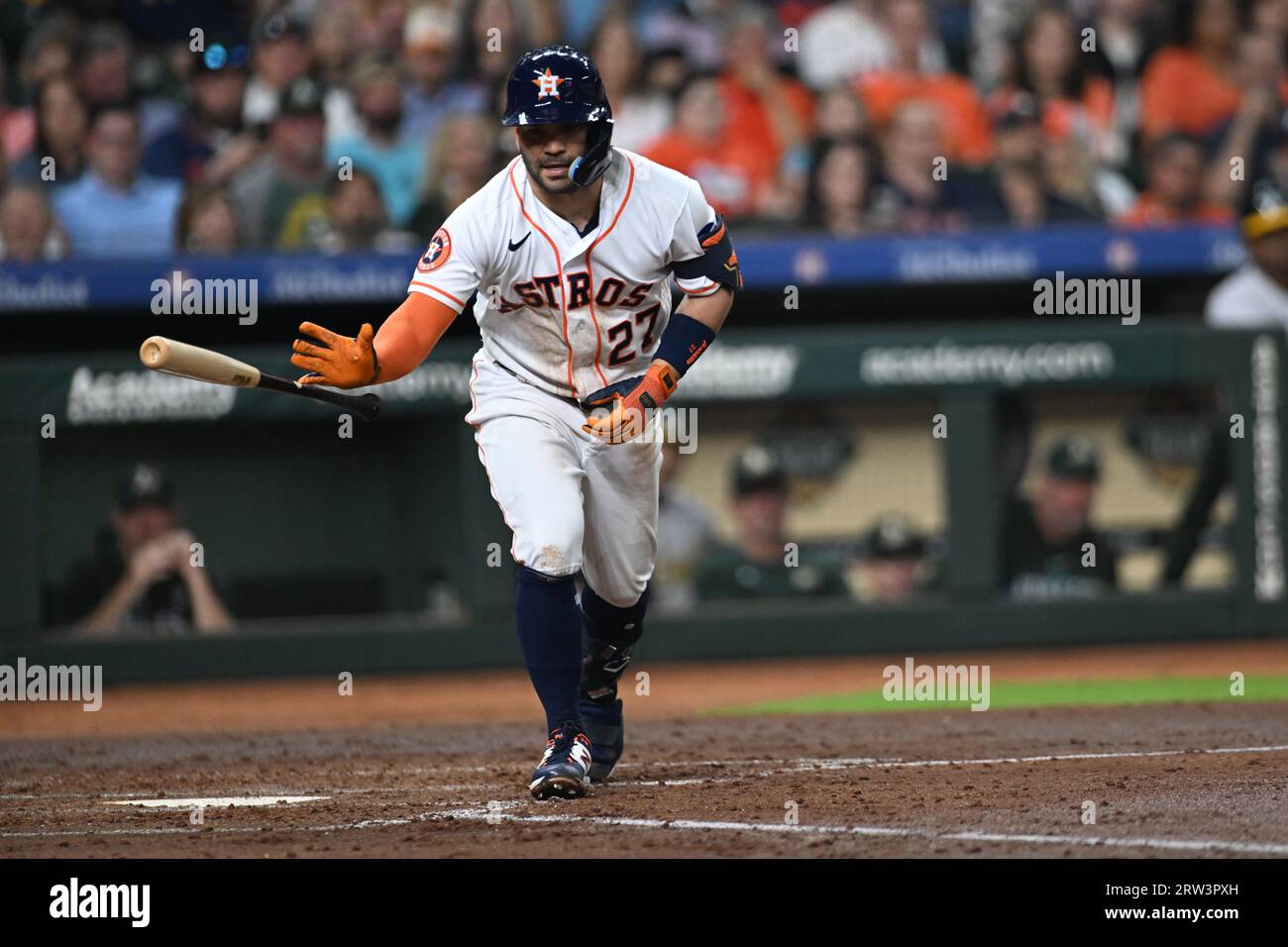 Houston Astros second baseman Jose Altuve (27) draws a walk in the ...