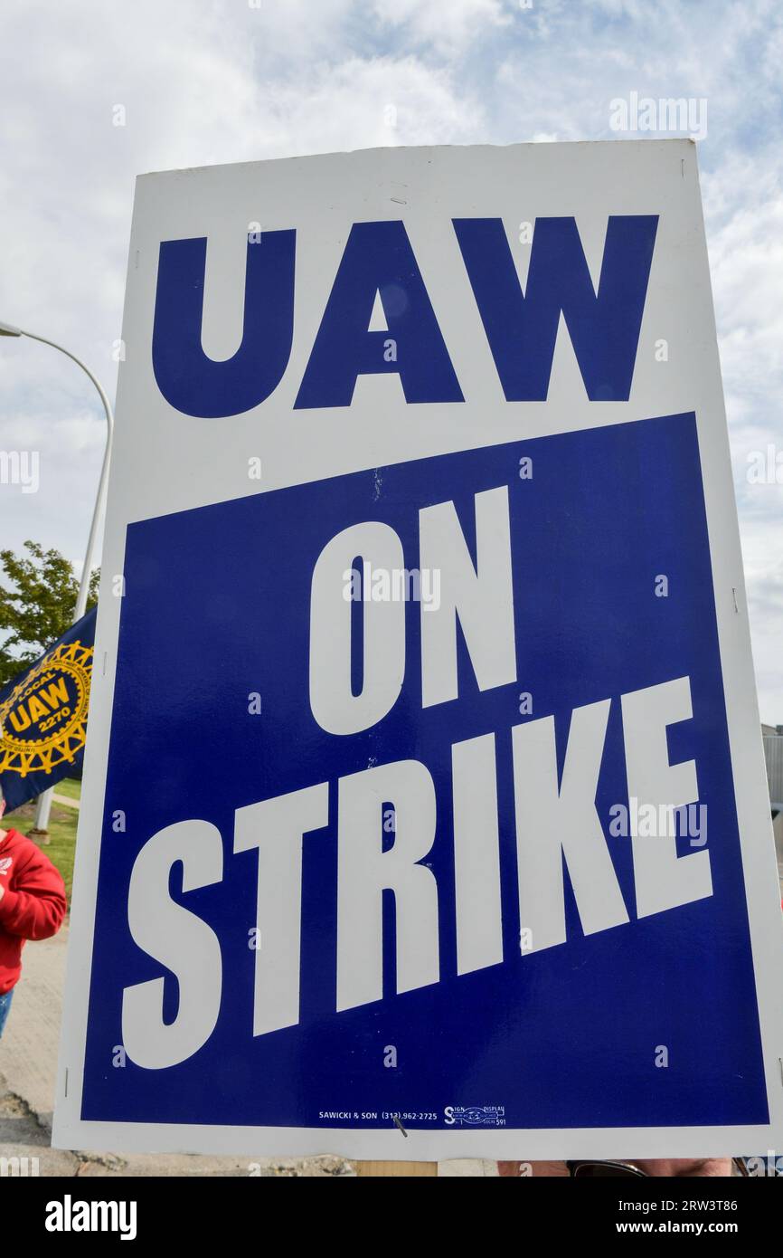 Wayne, MI, USA. 16th Sep, 2023. United Auto Workers seen on the picket ...