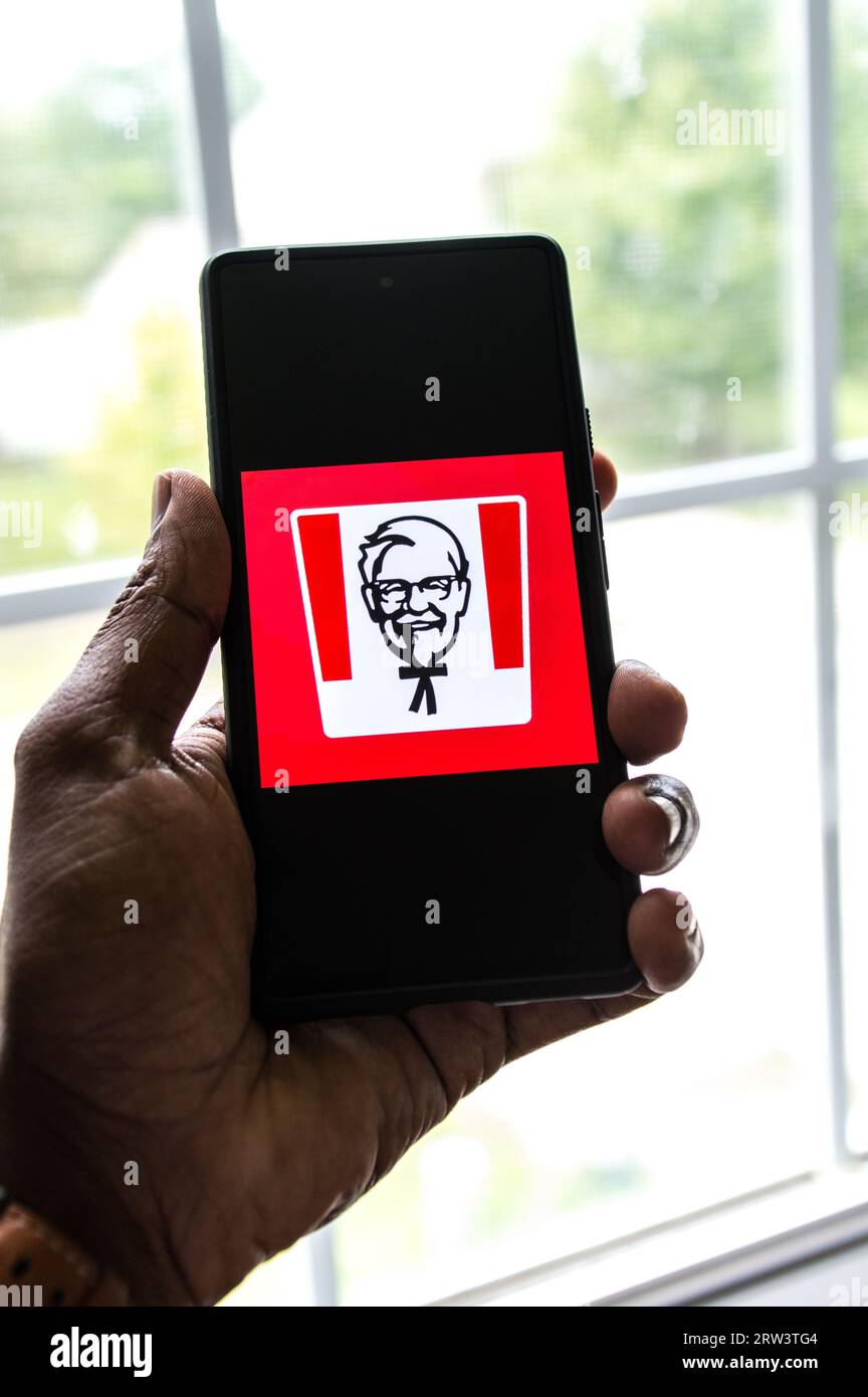 Kfc food app hi-res stock photography and images - Alamy