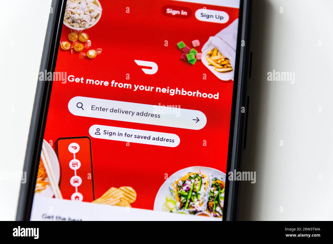 Food delivery app hi-res stock photography and images - Alamy