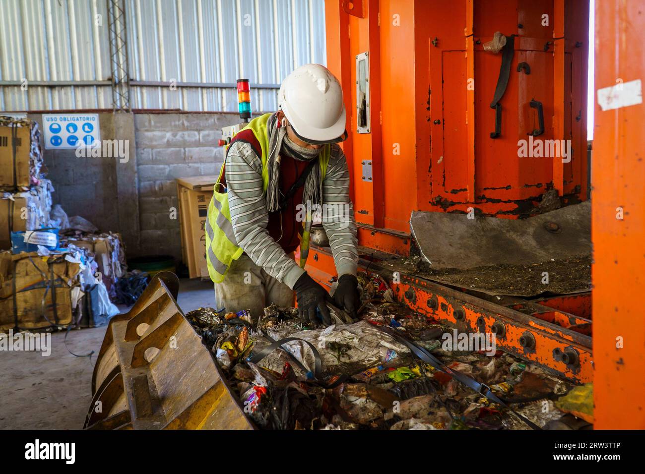 Waste sorting facility hi-res stock photography and images - Alamy