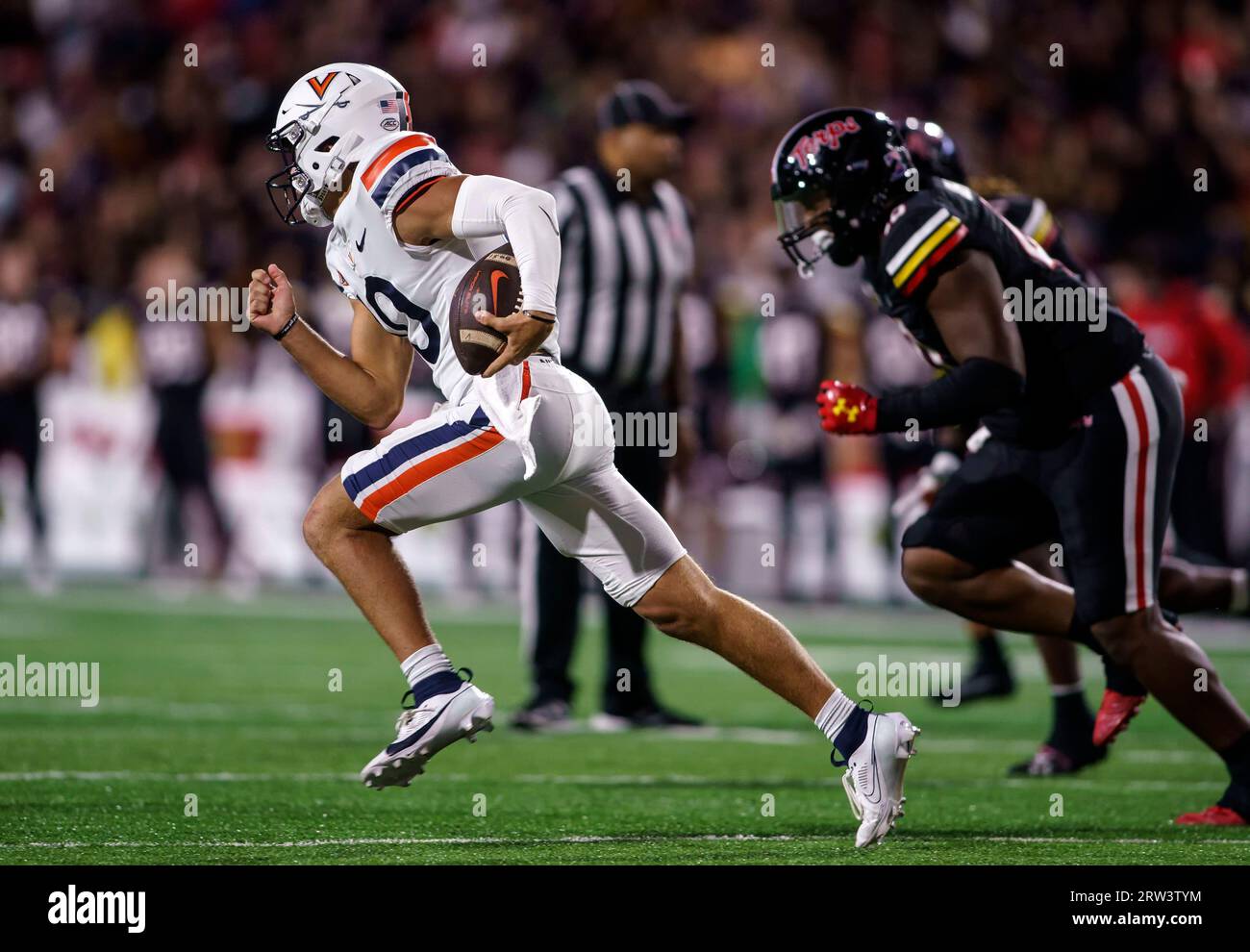 Big 10 footbal hi-res stock photography and images - Alamy