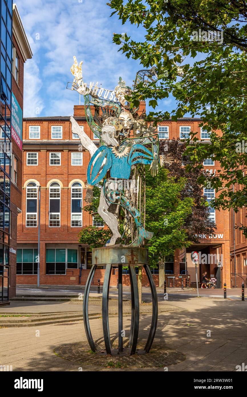Sculpture roundabout uk hi-res stock photography and images - Alamy