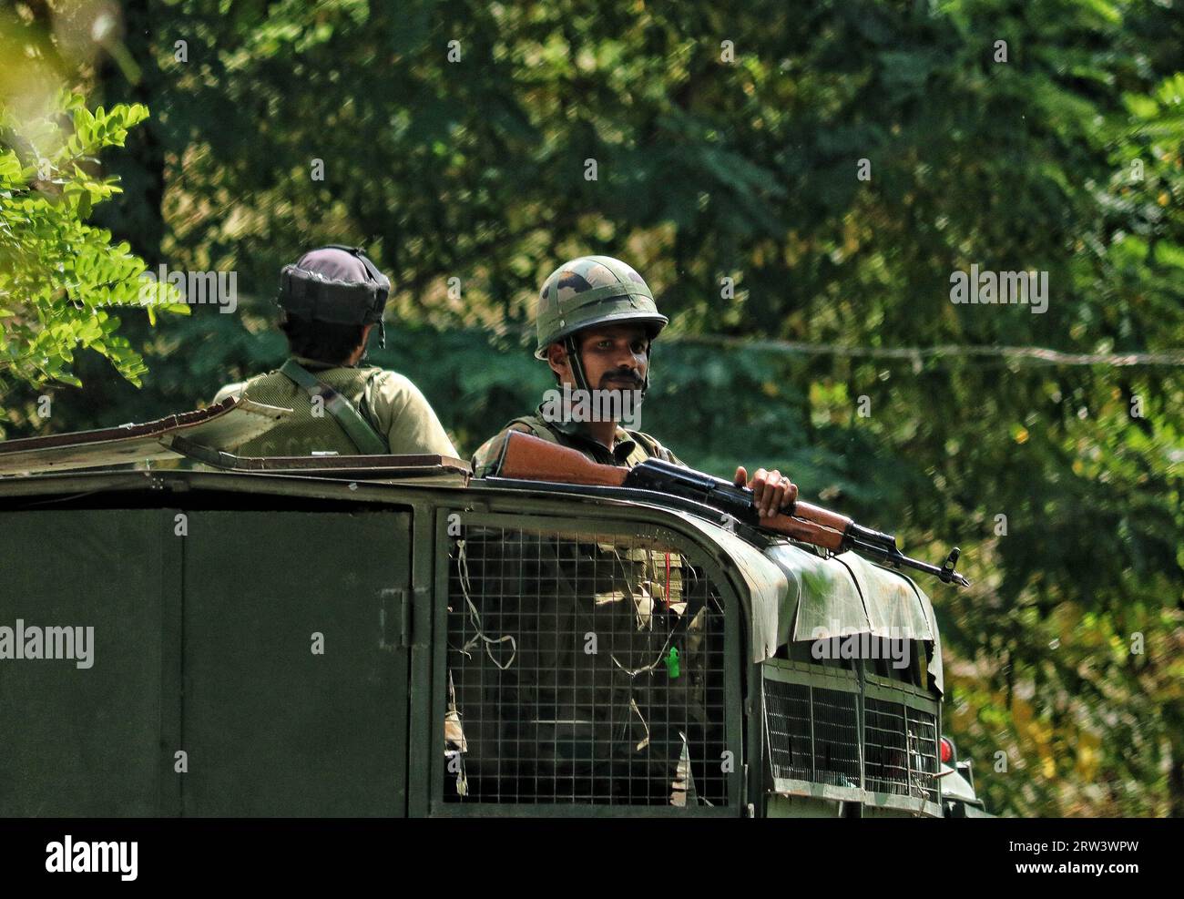 Separate gun battle ammunitions hi-res stock photography and images - Alamy