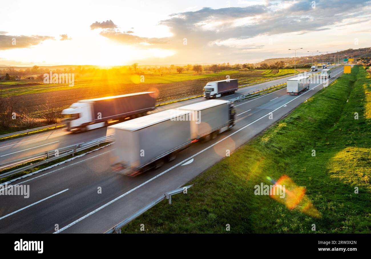 Motor convoy scene hi-res stock photography and images - Alamy