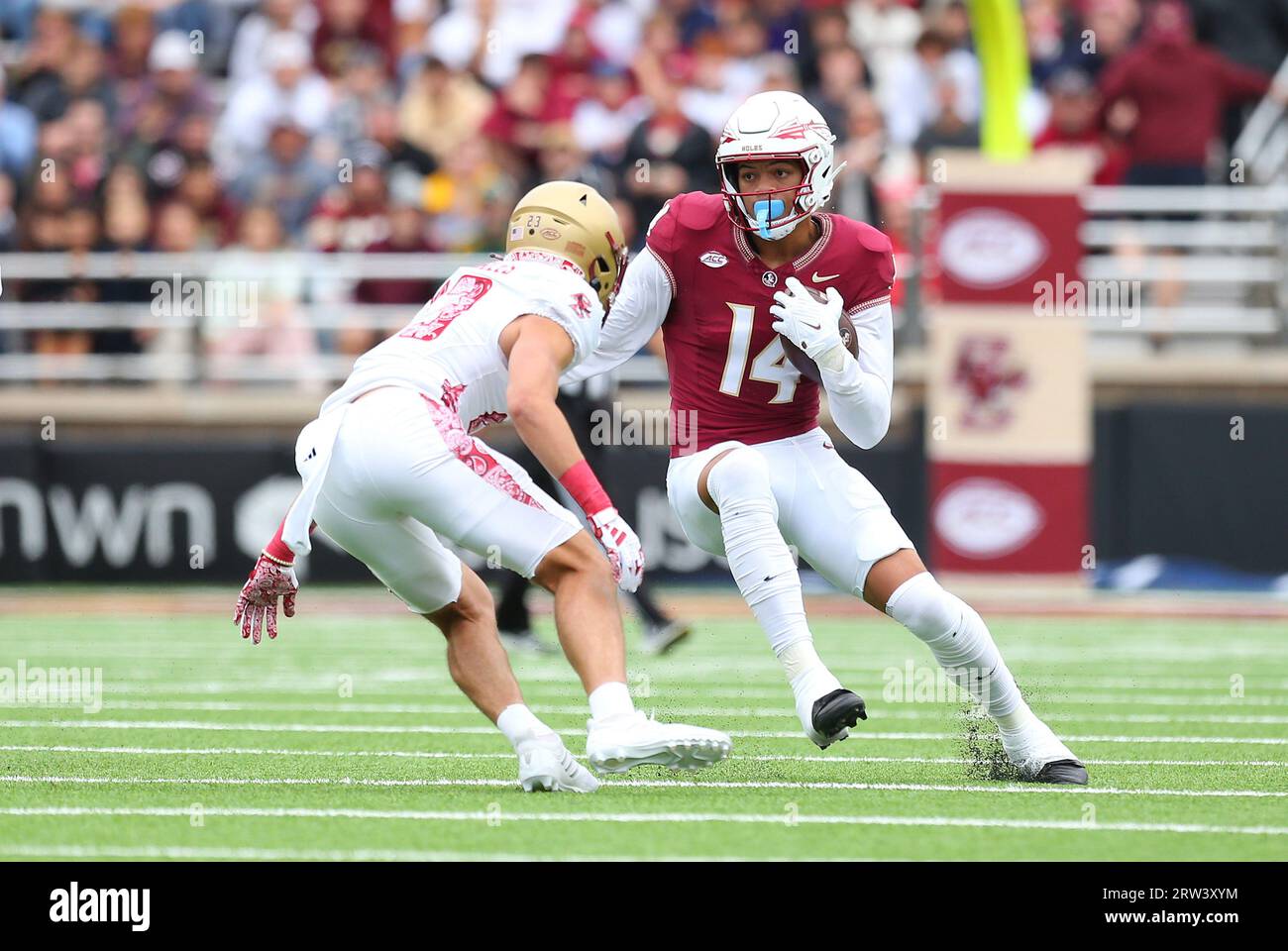 CHESTNUT HILL, MA - SEPTEMBER 16: Florida State Seminoles wide receiver ...