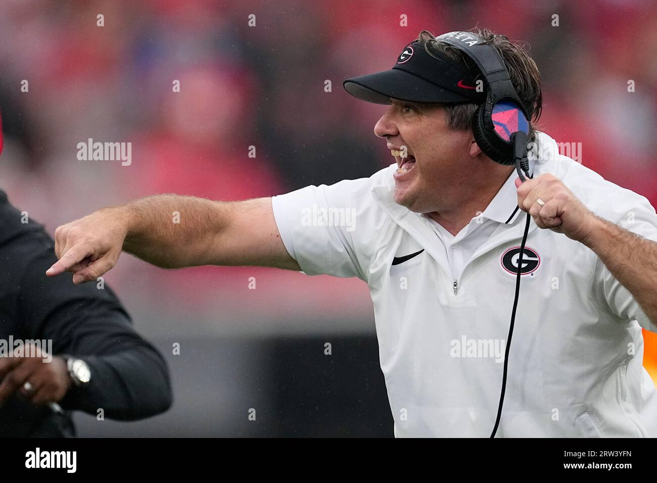 Georgia head coach Kirby Smart yells to his players on the field during ...