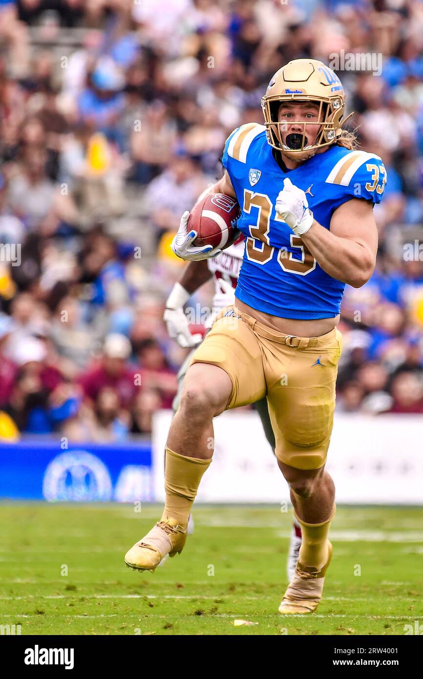 Pasadena, CA. 16th Sep, 2023. UCLA Bruins running back Carson Steele ...