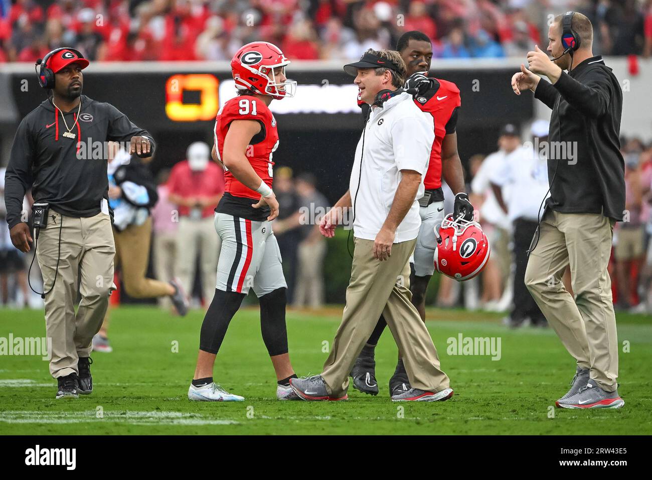 ATHENS, GA - SEPTEMBER 16: Georgia Bulldogs place kicker Peyton ...