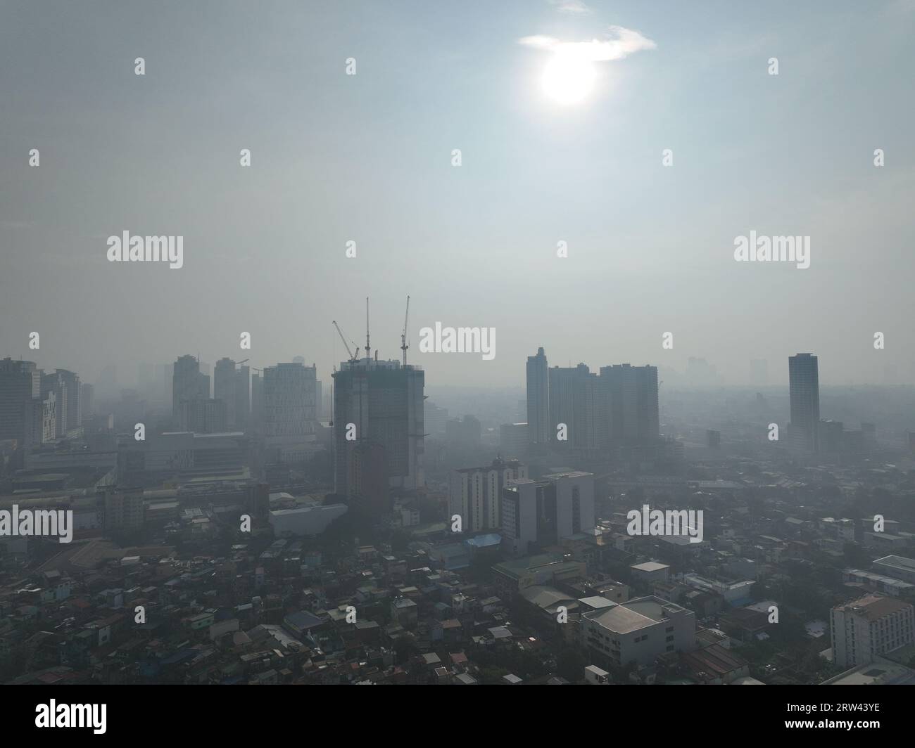 Smog philippines hi-res stock photography and images - Alamy
