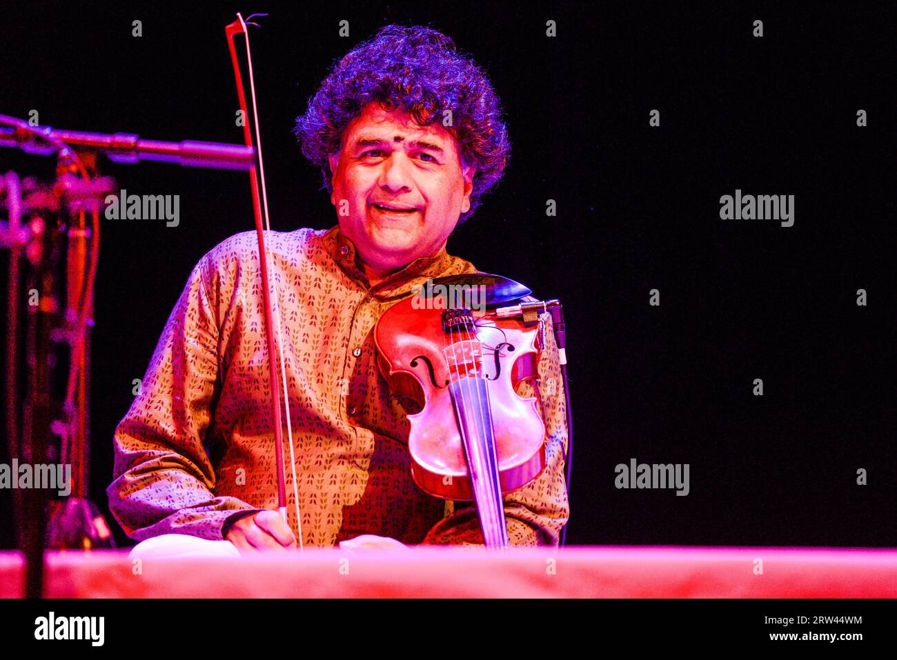 Ganesh Rajagopalan of Shakti performs at Arlene Schnitzer Concert Hall ...