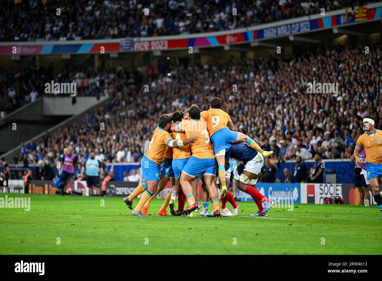 Paris, France. 14th Sep, 2023. Santiago Arata and a maul during the ...