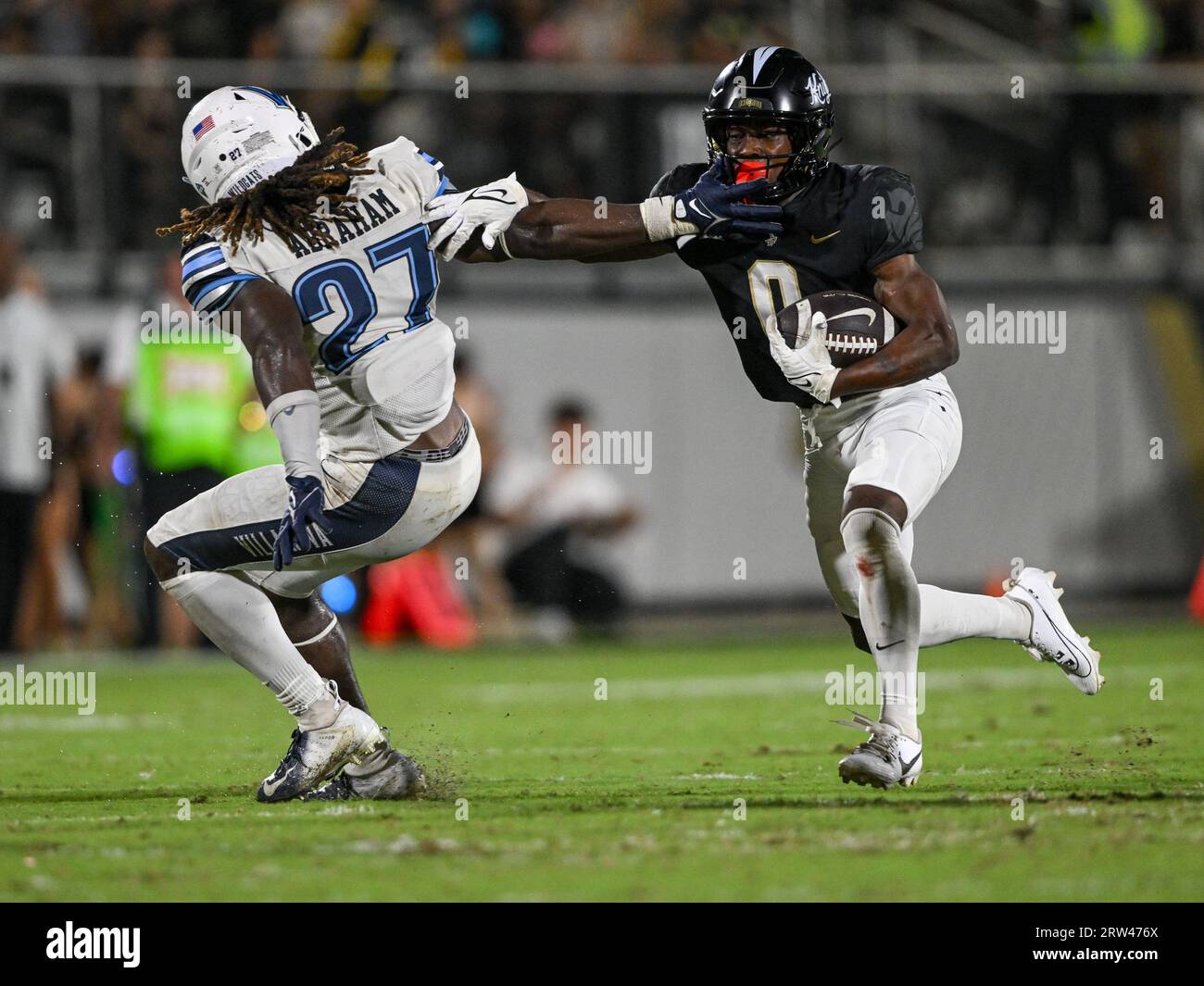 Orlando, FL, USA. 16th Sep, 2023. Villanova linebacker Danny Abraham ...